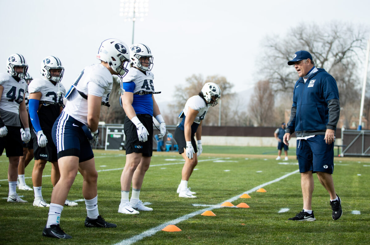 New BYU football linebackers coach took road less traveled to join ...